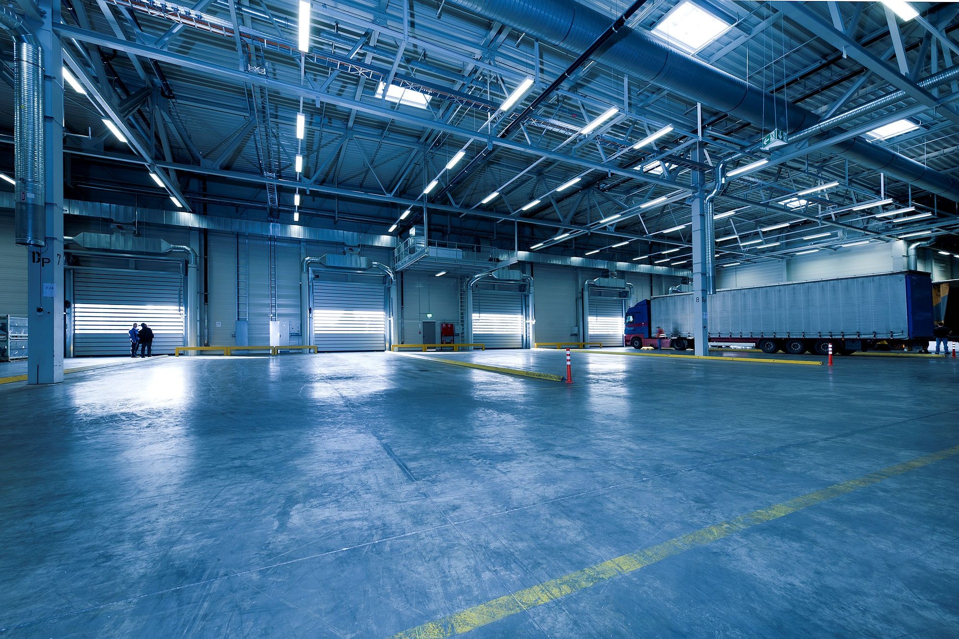Want to Temporarily Store Demountable Walls in Toronto? Know What to Look